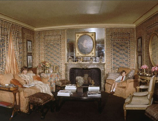 Paisley – a Bohemian & Timeless Symbol in Textiles and Interior Design ...